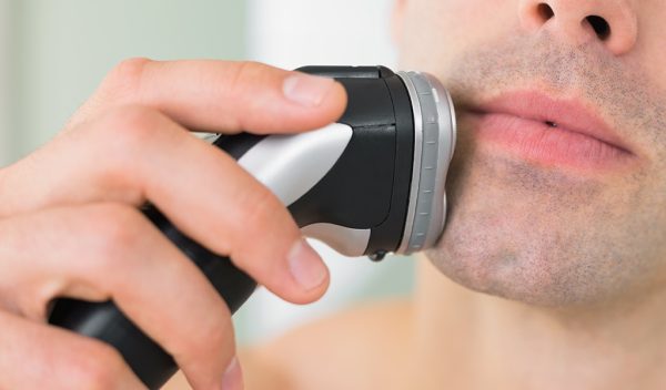 How to Shave With an Electric Razor: A Step-by-Step Guide - Wet Shave Club
